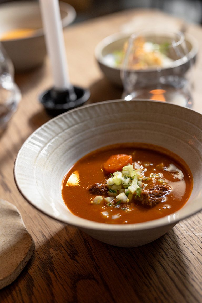 Tati's Seasonal Menu: Fresh, Michelin-Recommended